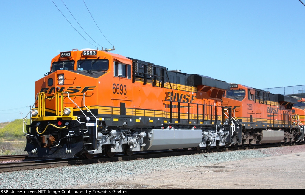 BNSF 6693